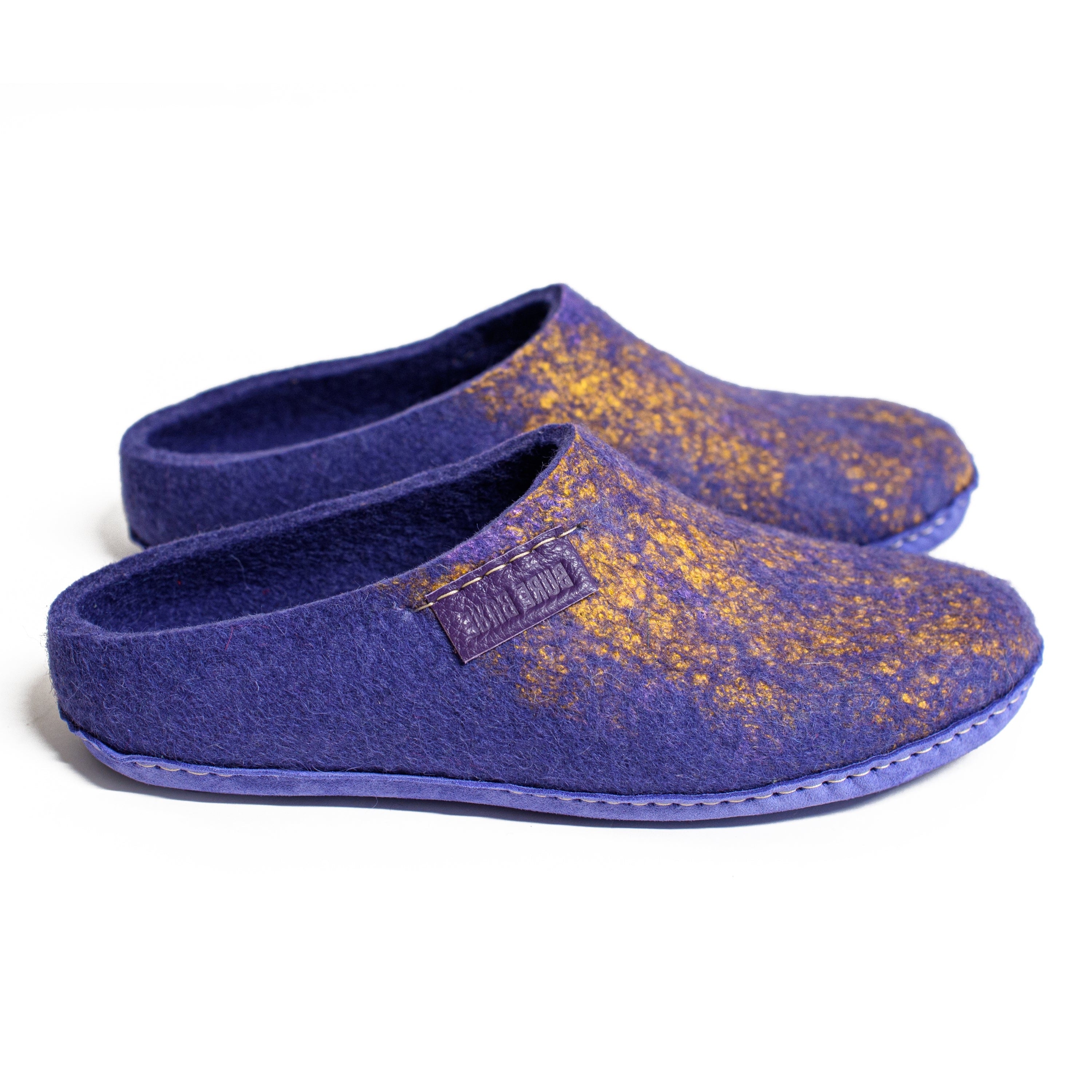 Beige Woolen Slippers with Sari Silk Ribbons | BureBure Zero Waste ...